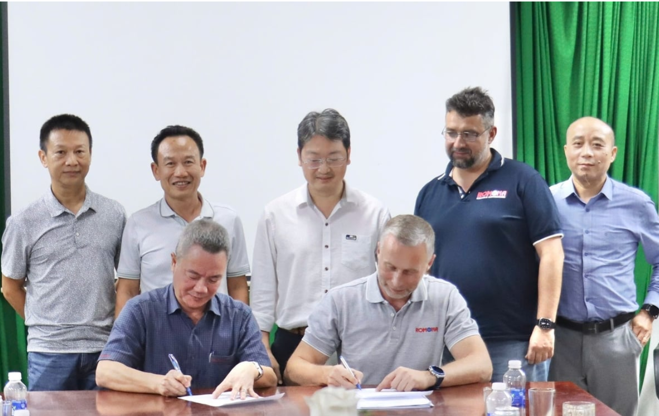 Viet Nam strengthens marine geodesy and positioning cooperation with Russia
