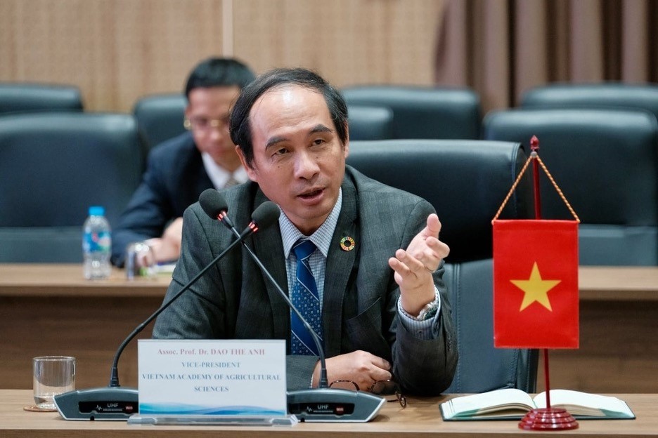 President of Burundi Works with the Vietnam Academy of Agricultural Sciences